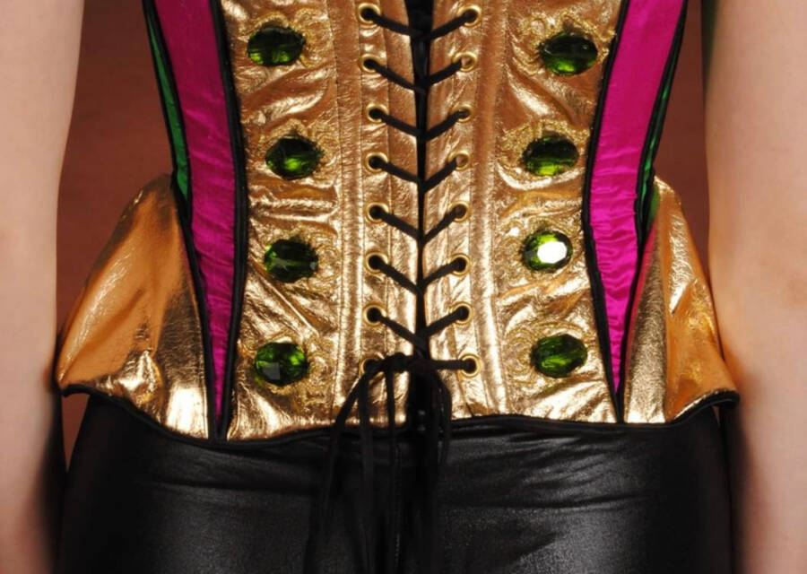 Contemporary Corsets – Rosie Berry